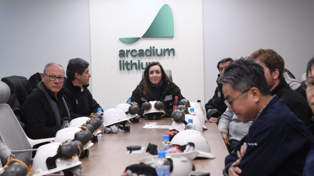 Villaruel en Jujuy, interesada por el litio: visitó Olaroz, la planta ...